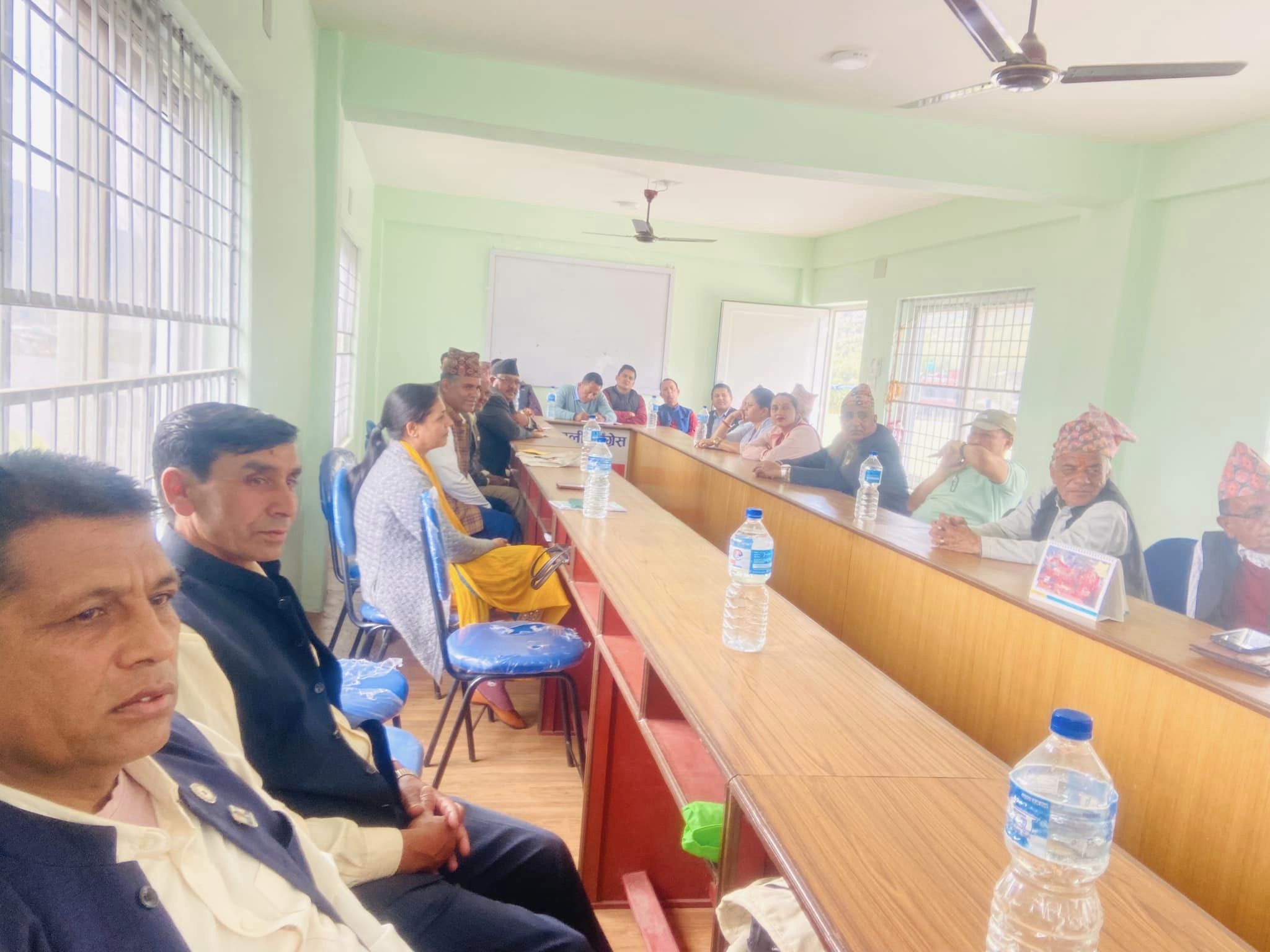 पार्टी छाड्नेहरु बढेसँगै पर्वत काँग्रेसले थाल्यो समिक्षा, संगठन ...